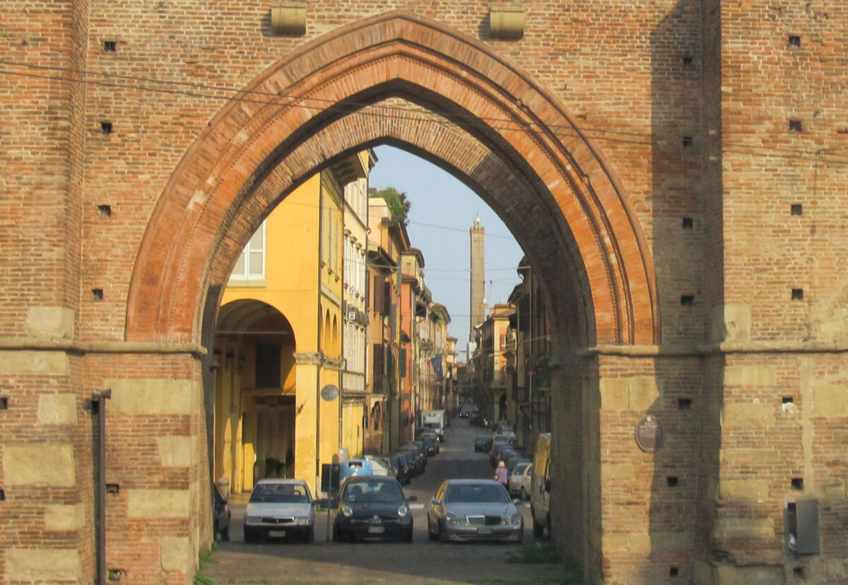Cinema in Piazza Maggiore 2026: calendario film e consigli utili - GMA ...